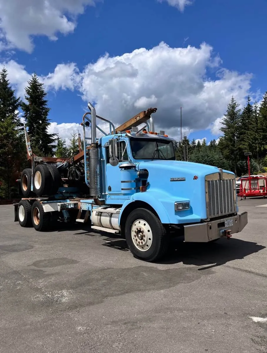 1996 Kenworth T800 Logging Truck - Trailer - CAA Heavy Equipment