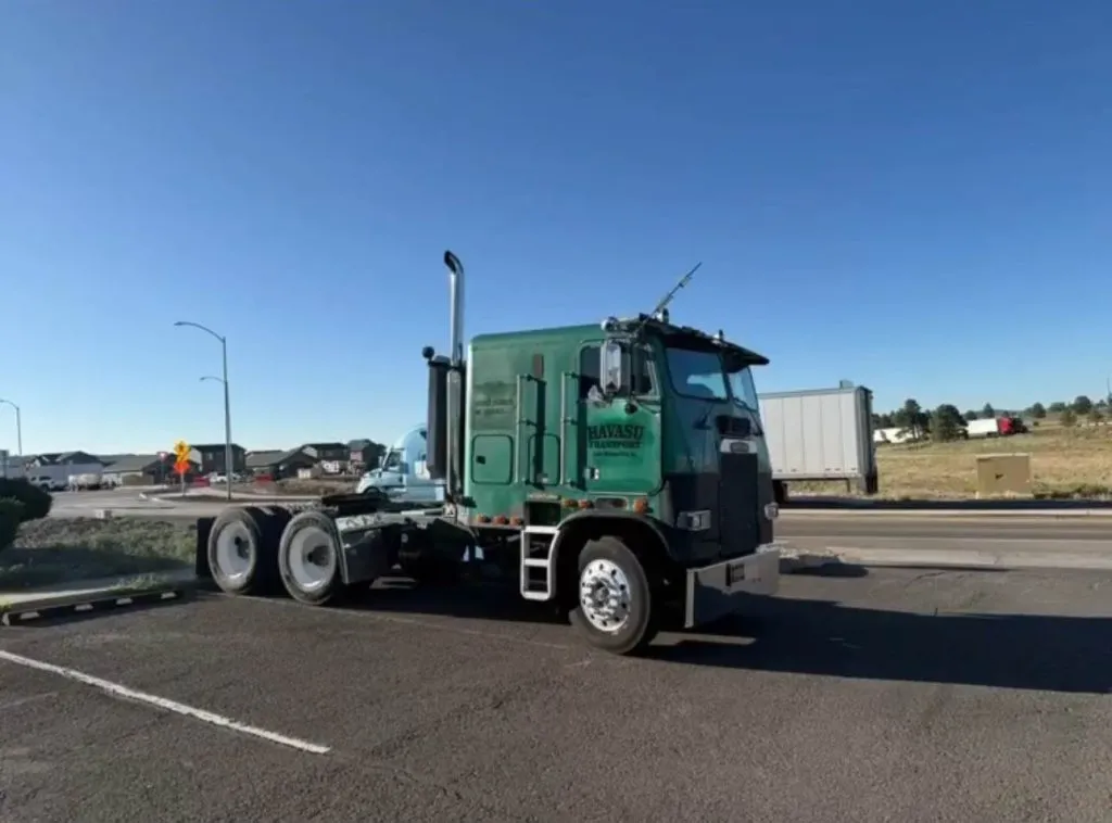 1988 Freightliner Cabover - CAA Heavy Equipment